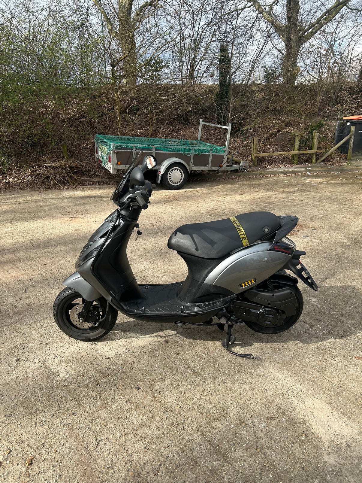Piaggio Zip 50CC | Full Option | BJ 2023 | 4503KM| Brom – VTH Motoren